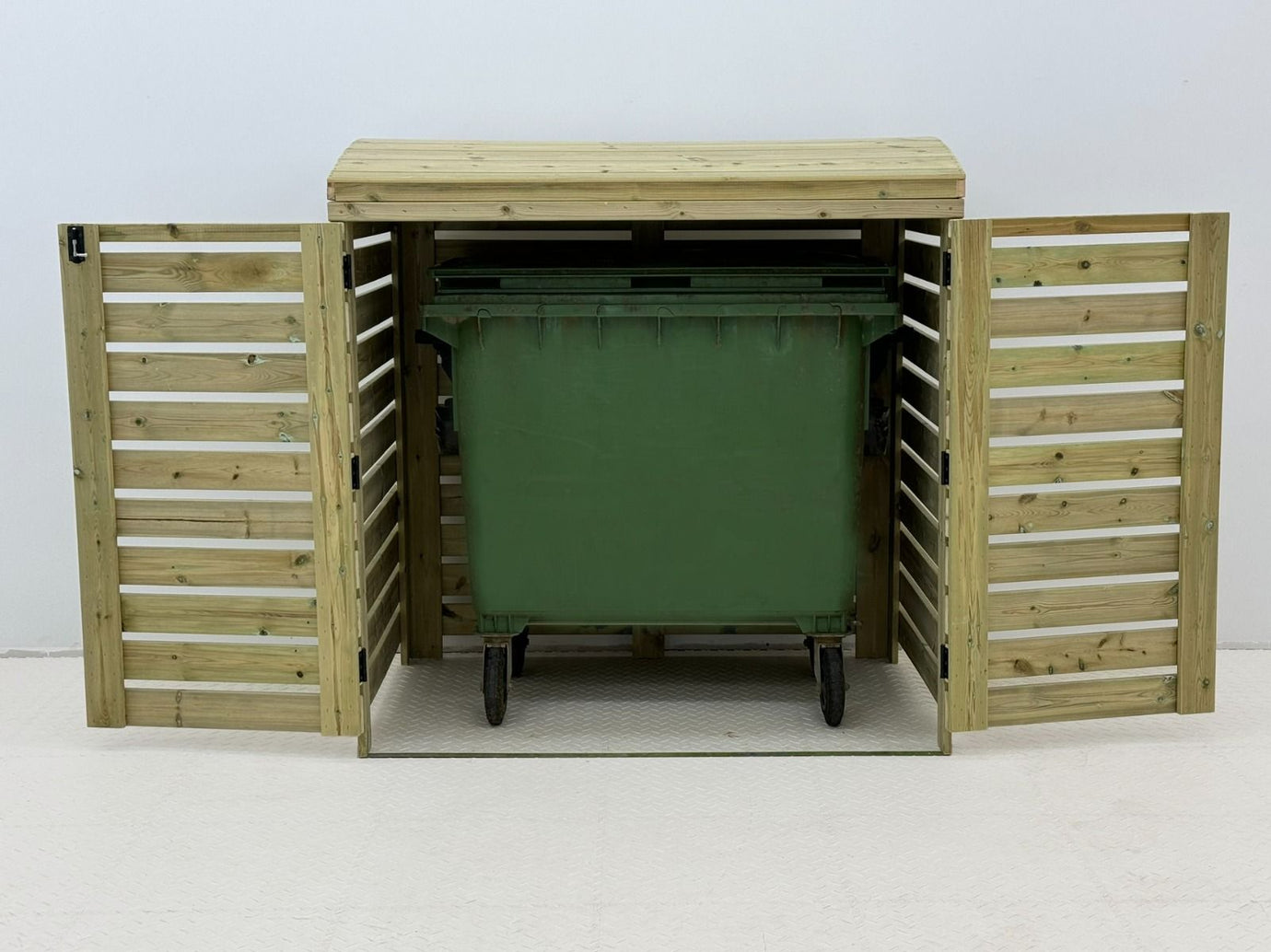 BinBreeze Commercial Large Bin Store – Heavy-Duty & Secure! – Arbor ...